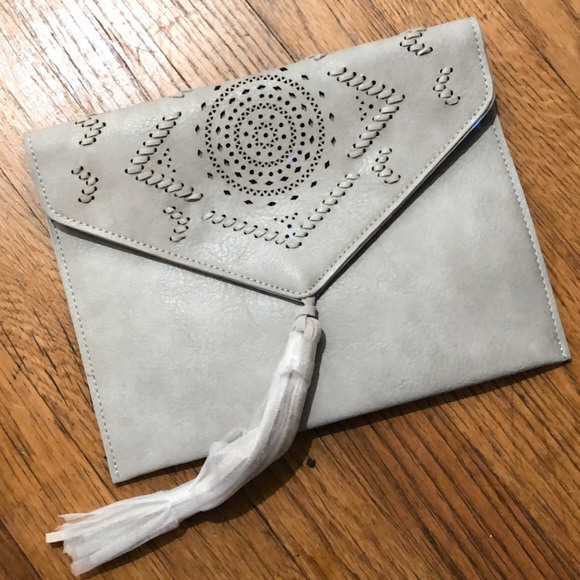 Francesca's Collections | Bags | Francescas Tote Bag W Removable Clutch ...